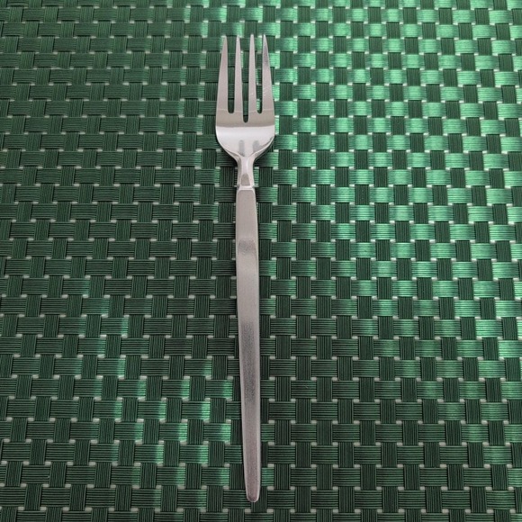 Stanley Roberts | Dining | Stanley Roberts Astro Salad Fork Single Sri ...